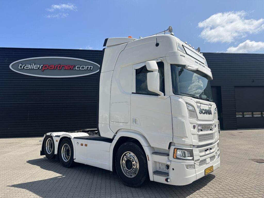 Scania R660 V8 6x2 - Trailerpartner